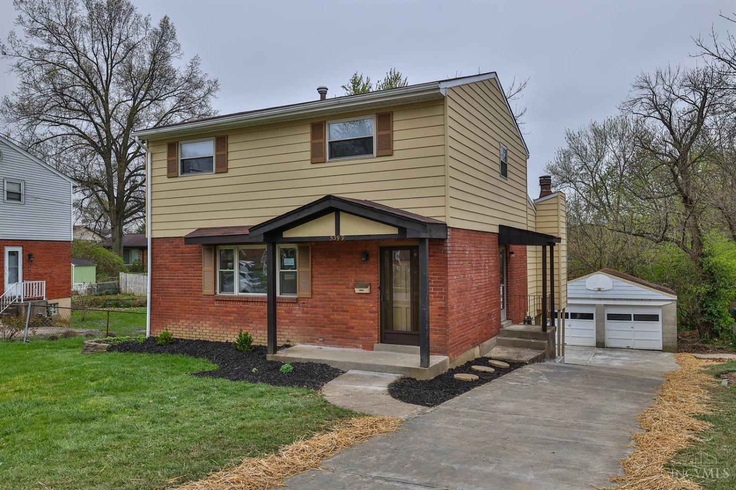 5399 Style Ln Delhi Twp OH 45238 (MLS# 1834952) - Hoeting Realtors