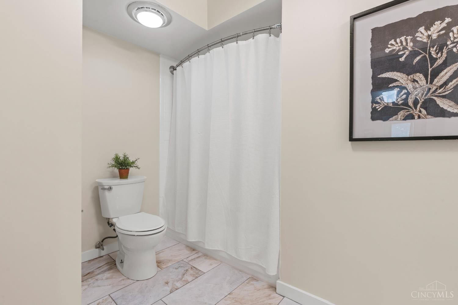 3563 Amberacres Drive Cincinnati OH 45237 - MLS# 1854825