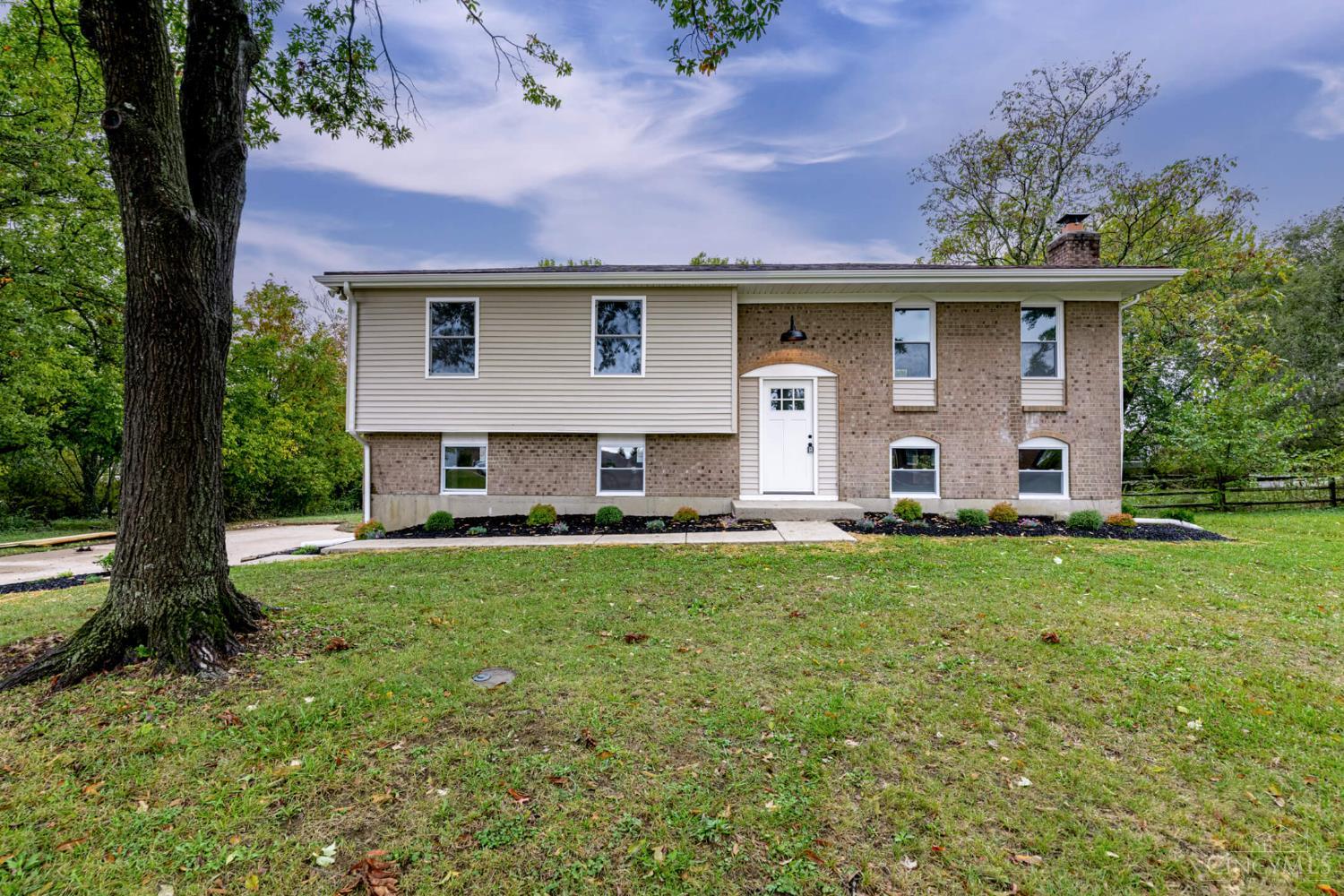 7859 Kingsgate Way West Chester OH 45069 - MLS# 1859284